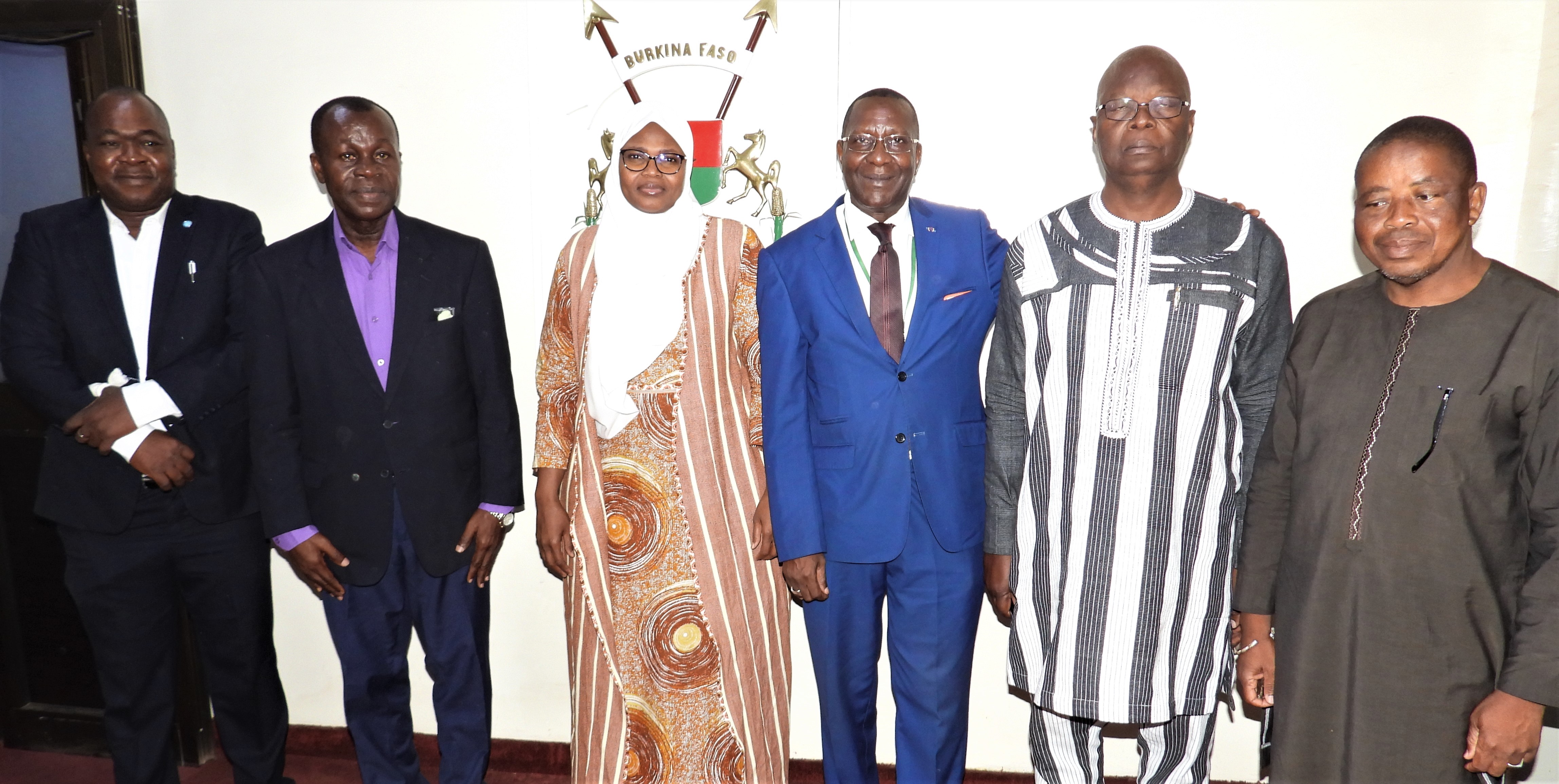 Coopération postale : une délégation de l'EMSP sollicite l ...